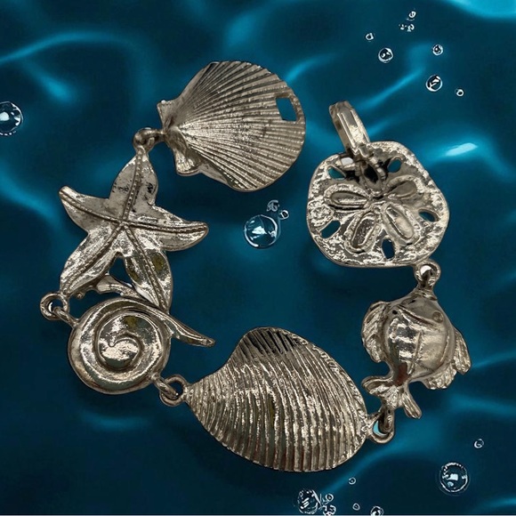 Jewelry | Silvertone Sea Life Beach Charm Bracelet | Poshmark